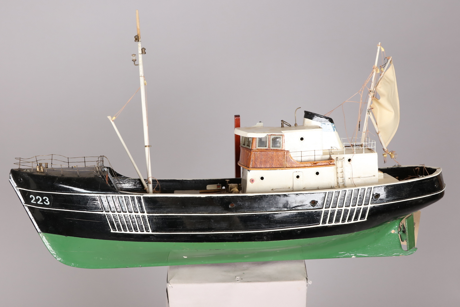 BÅTMODELL, FISKEKUTTER, 1900-tal | Auktion.se